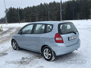 Honda Jazz 2007 Narva, ar dzinēja tilpumu 1.30 L un nobraukumu 140 tūkst. km par 1700 €, foto 4 vietnē AUTOMOTO.COM.LV