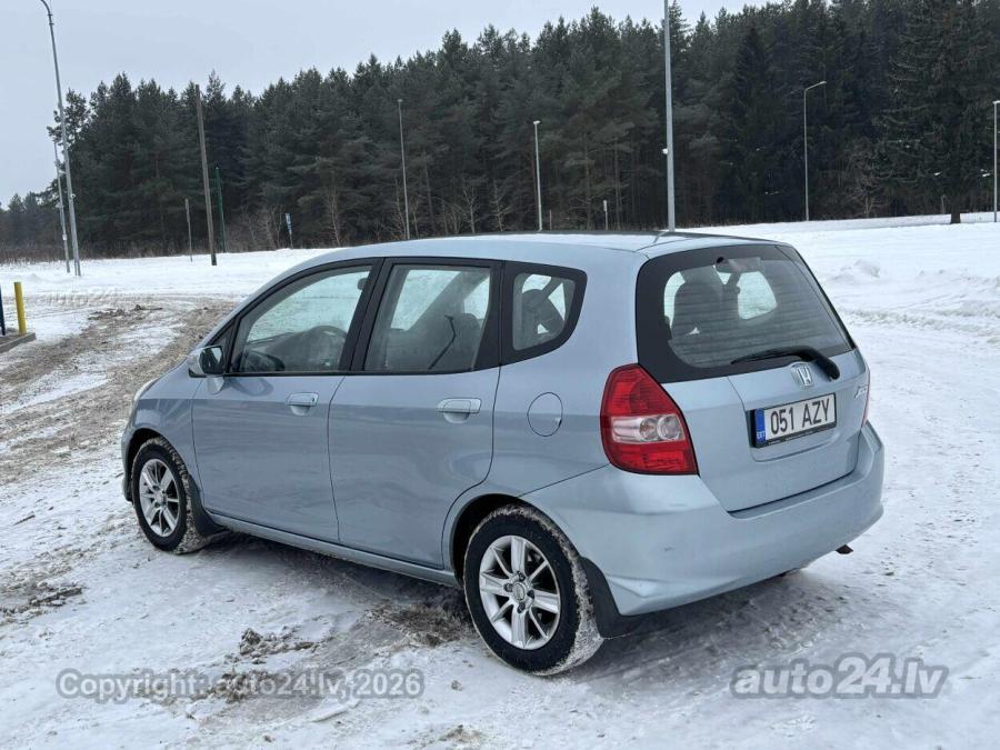 Honda Jazz 2007 Narva, ar dzinēja tilpumu 1.30 L un nobraukumu 140 tūkst. km par 1700 €, foto 4 vietnē AUTOMOTO.COM.LV