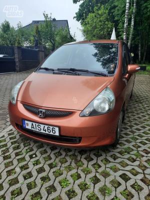 Honda Jazz 2007 Viļņa, ar dzinēja tilpumu 1.30 L un nobraukumu 144 tūkst. km par 2400 €, foto 5 vietnē AUTOMOTO.COM.LV