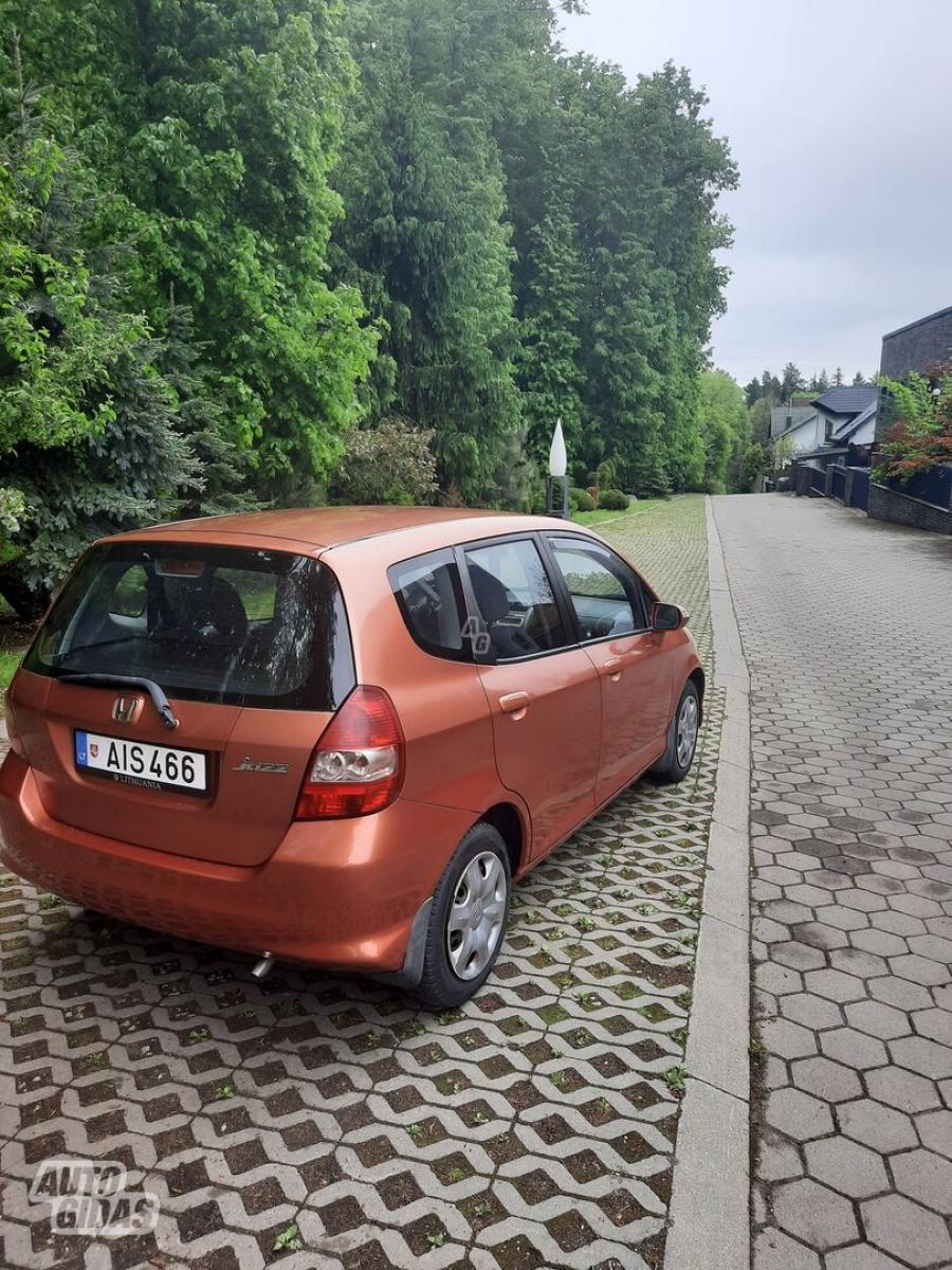 Honda Jazz 2007 Viļņa, ar dzinēja tilpumu 1.30 L un nobraukumu 144 tūkst. km par 2400 €, foto 7 vietnē AUTOMOTO.COM.LV