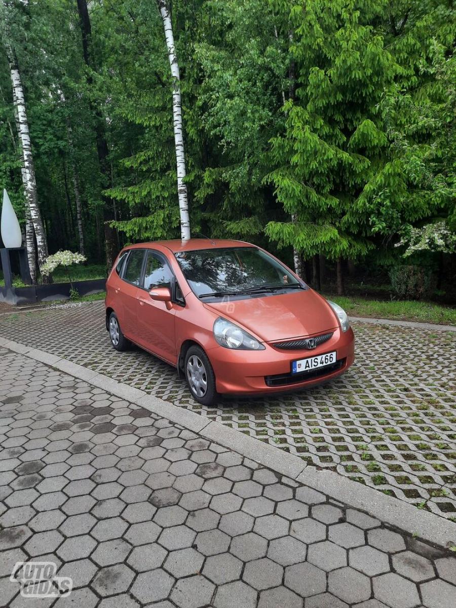 Honda Jazz 2007 Viļņa, ar dzinēja tilpumu 1.30 L un nobraukumu 144 tūkst. km par 2400 €, foto 9 vietnē AUTOMOTO.COM.LV