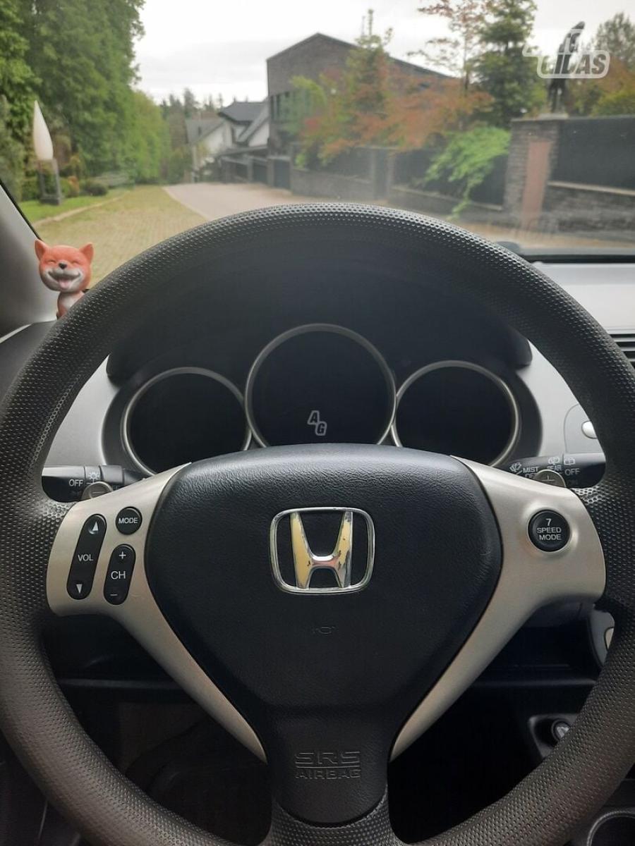 Honda Jazz 2007 Viļņa, ar dzinēja tilpumu 1.30 L un nobraukumu 144 tūkst. km par 2400 €, foto 19 vietnē AUTOMOTO.COM.LV