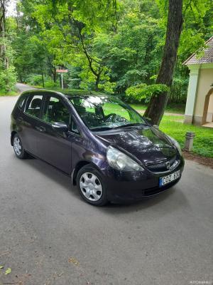 Honda Jazz 2007 in Vilnius, with an engine capacity of 1.39 L and mileage of 215 thousand km for 2450 €, photo  on AUTOMOTO.COM.LV