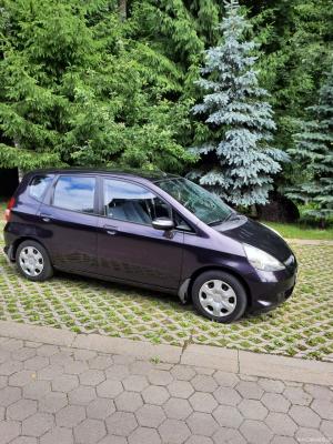 Honda Jazz 2007 in Vilnius, with an engine capacity of 1.39 L and mileage of 215 thousand km for 2450 €, photo 3 on AUTOMOTO.COM.LV