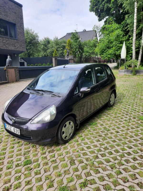 Honda Jazz 2007 in Vilnius, with an engine capacity of 1.39 L and mileage of 215 thousand km for 2450 €, photo 3 on AUTOMOTO.COM.LV