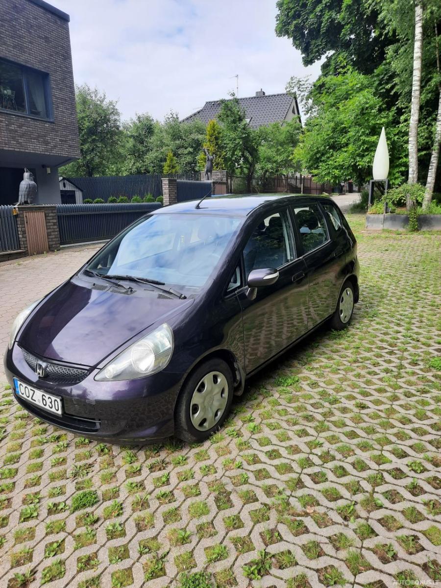 Honda Jazz 2007 in Vilnius, with an engine capacity of 1.39 L and mileage of 215 thousand km for 2450 €, photo 4 on AUTOMOTO.COM.LV