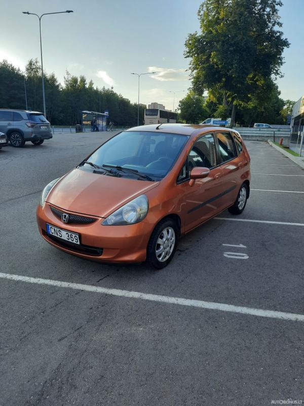 Honda Jazz 2007 Viļņa, ar dzinēja tilpumu 1.35 L un nobraukumu 289 tūkst. km par 2400 €, foto 1 vietnē AUTOMOTO.COM.LV