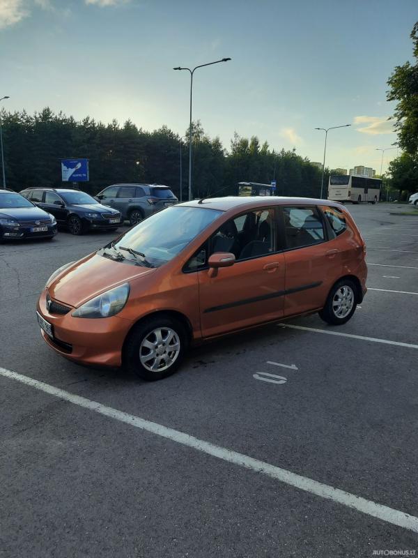 Honda Jazz 2007 Viļņa, ar dzinēja tilpumu 1.35 L un nobraukumu 289 tūkst. km par 2400 €, foto 4 vietnē AUTOMOTO.COM.LV