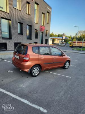Honda Jazz 2007 in Vilnius, with an engine capacity of 1.30 L and mileage of 289 thousand km for 2400 €, photo 5 on AUTOMOTO.COM.LV