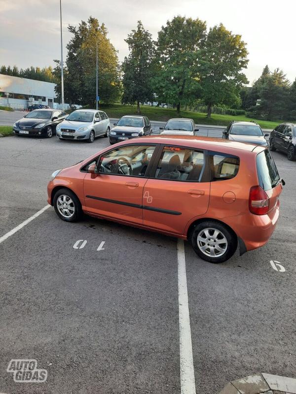 Honda Jazz 2007 in Vilnius, with an engine capacity of 1.30 L and mileage of 289 thousand km for 2400 €, photo 9 on AUTOMOTO.COM.LV