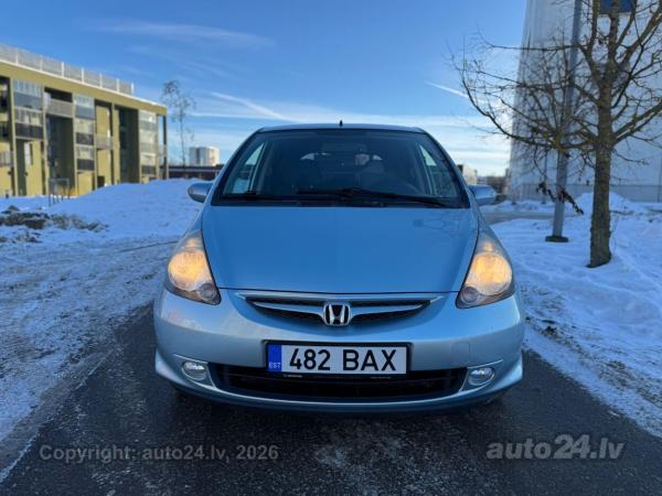 Honda Jazz 2008 in Tallinn, with an engine capacity of 1.30 L and mileage of 214 thousand km for 2500 €, photo 2 on AUTOMOTO.COM.LV