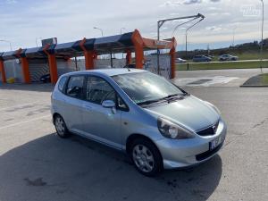 Honda Jazz 2008 in Vilnius, with an engine capacity of 1.30 L and mileage of 150 thousand km for 990 €, photo 4 on AUTOMOTO.COM.LV