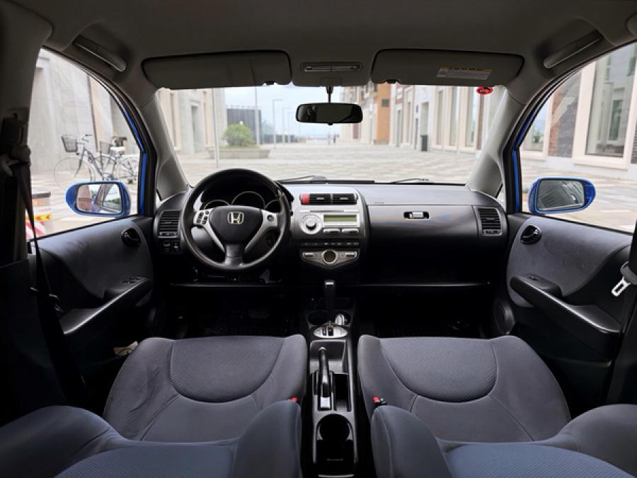 Honda Jazz 2008 Tallina, ar dzinēja tilpumu 1.30 L un nobraukumu 250 tūkst. km par 1499 €, foto 12 vietnē AUTOMOTO.COM.LV