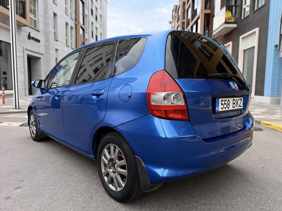 Honda Jazz 2008 Tallina, ar dzinēja tilpumu 1.30 L un nobraukumu 250 tūkst. km par 1499 €, foto 20 vietnē AUTOMOTO.COM.LV