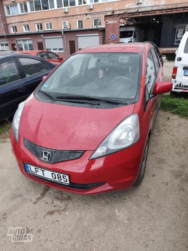 Honda Jazz 2009 Viļņa, ar dzinēja tilpumu 1.30 L un nobraukumu 174 tūkst. km par 2700 €, foto 3 vietnē AUTOMOTO.COM.LV