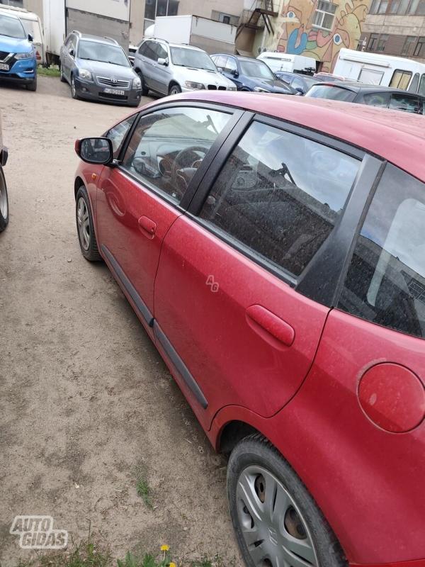 Honda Jazz 2009 Viļņa, ar dzinēja tilpumu 1.30 L un nobraukumu 174 tūkst. km par 2700 €, foto 4 vietnē AUTOMOTO.COM.LV