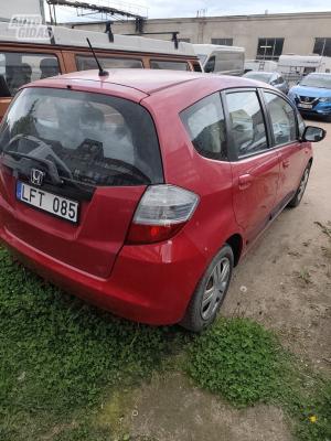 Honda Jazz 2009 Viļņa, ar dzinēja tilpumu 1.30 L un nobraukumu 174 tūkst. km par 2700 €, foto 6 vietnē AUTOMOTO.COM.LV