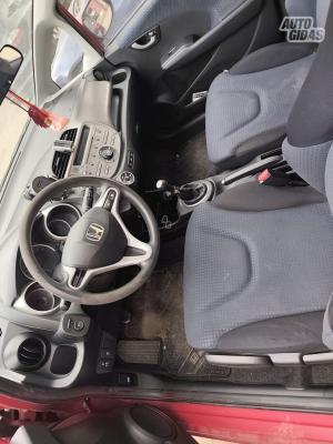 Honda Jazz 2009 Viļņa, ar dzinēja tilpumu 1.30 L un nobraukumu 174 tūkst. km par 2700 €, foto 10 vietnē AUTOMOTO.COM.LV
