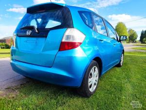 Honda Jazz 2009 in Vilnius, with an engine capacity of 1.30 L and mileage of 263 thousand km for 1900 €, photo 6 on AUTOMOTO.COM.LV