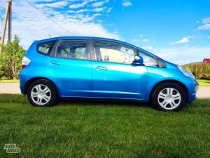 Honda Jazz 2009 in Vilnius, with an engine capacity of 1.30 L and mileage of 263 thousand km for 1900 €, photo 7 on AUTOMOTO.COM.LV