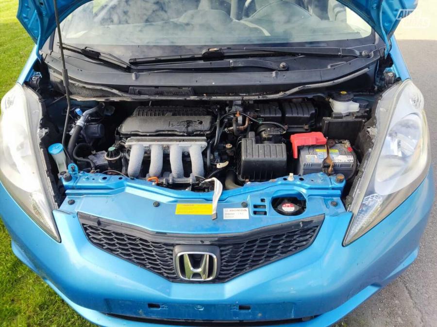 Honda Jazz 2009 in Vilnius, with an engine capacity of 1.30 L and mileage of 263 thousand km for 1900 €, photo 10 on AUTOMOTO.COM.LV