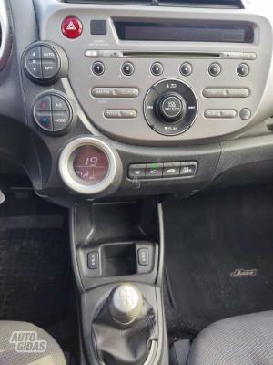Honda Jazz 2009 in Vilnius, with an engine capacity of 1.30 L and mileage of 263 thousand km for 1900 €, photo 15 on AUTOMOTO.COM.LV
