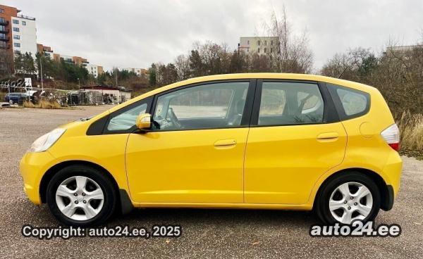 Honda Jazz 2010 Tallina, ar dzinēja tilpumu 1.30 L un nobraukumu 199 tūkst. km par 2990 €, foto 5 vietnē AUTOMOTO.COM.LV