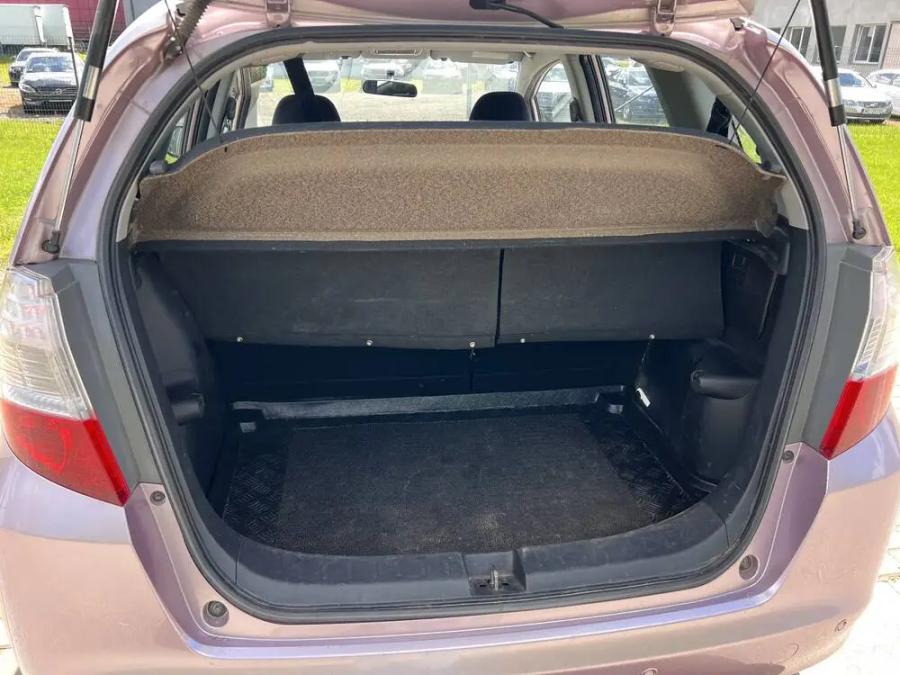 Honda Jazz 2010 Rīga, ar dzinēja tilpumu 1.40 L un nobraukumu 123 tūkst. km par 1700 €, foto 8 vietnē AUTOMOTO.COM.LV