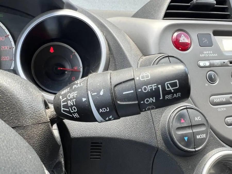 Honda Jazz 2010 Rīga, ar dzinēja tilpumu 1.40 L un nobraukumu 123 tūkst. km par 1700 €, foto 17 vietnē AUTOMOTO.COM.LV