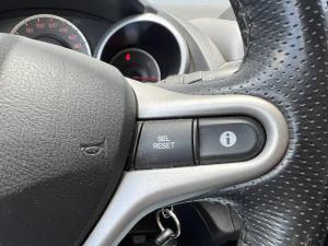 Honda Jazz 2010 Rīga, ar dzinēja tilpumu 1.40 L un nobraukumu 123 tūkst. km par 1700 €, foto 18 vietnē AUTOMOTO.COM.LV