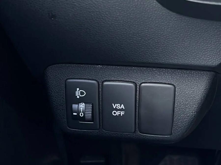 Honda Jazz 2010 Rīga, ar dzinēja tilpumu 1.40 L un nobraukumu 123 tūkst. km par 1700 €, foto 22 vietnē AUTOMOTO.COM.LV
