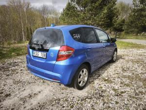 Honda Jazz 2011 in Vilnius, with an engine capacity of 1.40 L and mileage of 184 thousand km for 4800 €, photo 4 on AUTOMOTO.COM.LV