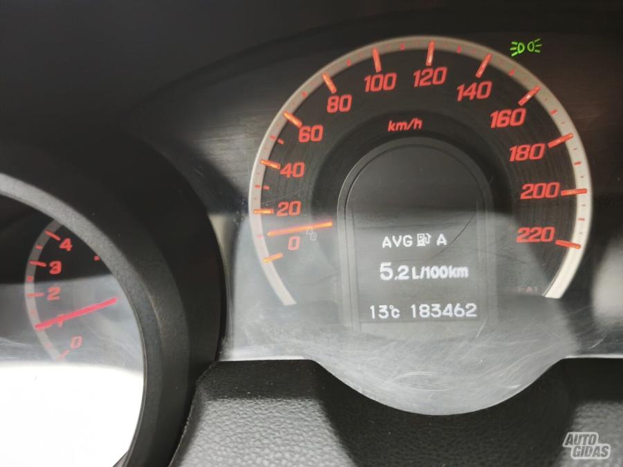 Honda Jazz 2011 in Vilnius, with an engine capacity of 1.40 L and mileage of 184 thousand km for 4800 €, photo 22 on AUTOMOTO.COM.LV