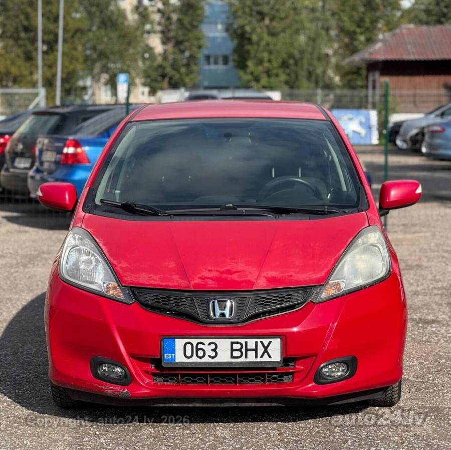 Honda Jazz 2012 Narva, ar dzinēja tilpumu 1.30 L un nobraukumu 210 tūkst. km par 1400 €, foto 1 vietnē AUTOMOTO.COM.LV