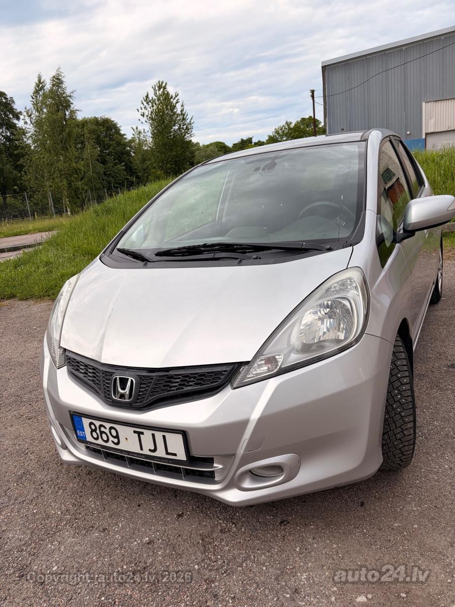 Honda Jazz 2012 in Tallinn, with an engine capacity of 1.30 L and mileage of 24 thousand km for 4000 €, photo 1 on AUTOMOTO.COM.LV