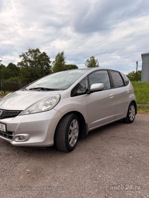Honda Jazz 2012 in Tallinn, with an engine capacity of 1.30 L and mileage of 24 thousand km for 4000 €, photo 10 on AUTOMOTO.COM.LV