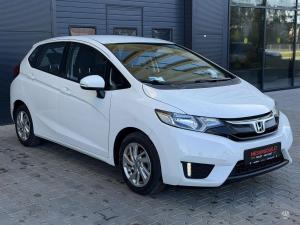 Honda Jazz 2016 in Vilnius, with an engine capacity of 1.32 L and mileage of 180 thousand km for 10999 €, photo 6 on AUTOMOTO.COM.LV