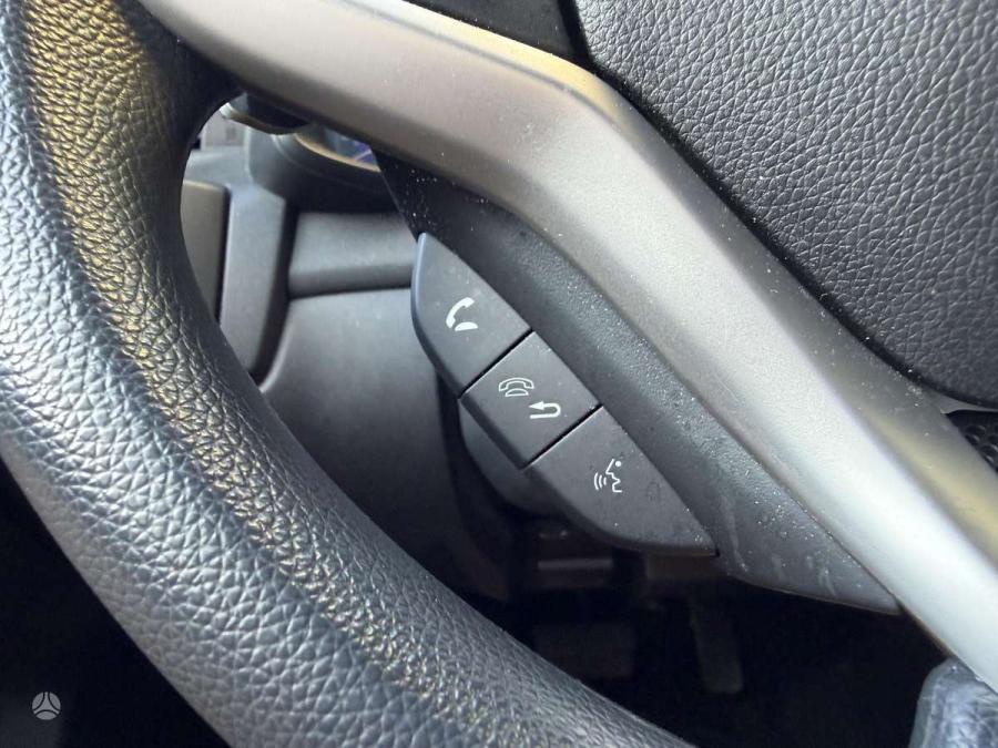 Honda Jazz 2016 in Vilnius, with an engine capacity of 1.32 L and mileage of 180 thousand km for 10999 €, photo 24 on AUTOMOTO.COM.LV