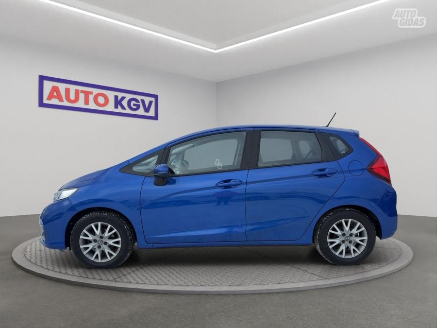 Honda Jazz 2018 in Kaunas, with an engine capacity of 1.30 L and mileage of 47 thousand km for 10499 €, photo 3 on AUTOMOTO.COM.LV