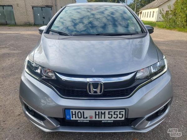 Honda Jazz 2018 in Radviliskis on AUTOMOTO.COM.LV Honda Jazz 2018 in Radviliskis, with an engine capacity of 1.30 L and mileage of 141 thousand km for 9750 €, photo 3 on AUTOMOTO.COM.LV
