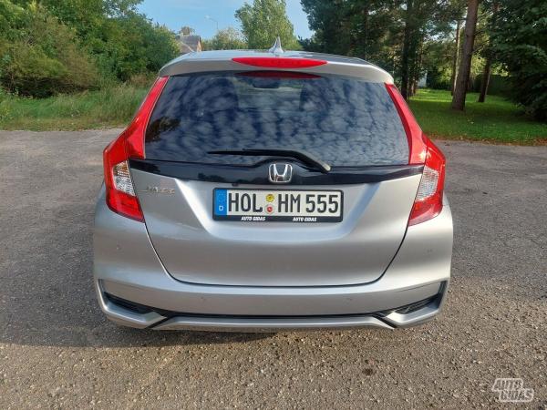 Honda Jazz 2018 in Radviliskis on AUTOMOTO.COM.LV Honda Jazz 2018 in Radviliskis, with an engine capacity of 1.30 L and mileage of 141 thousand km for 9750 €, photo 9 on AUTOMOTO.COM.LV