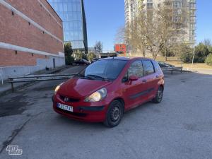 Honda Jazz 2023 in Vilnius, with an engine capacity of 1.30 L and mileage of 300 thousand km for 700 €, photo  on AUTOMOTO.COM.LV