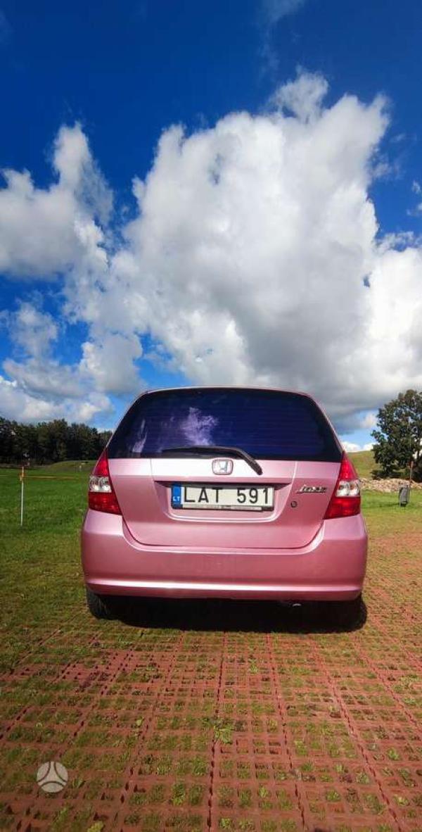 Honda Jazz 2002 in Kaunas, with an engine capacity of 1.34 L and mileage of 223 thousand km for 1990 €, photo 1 on AUTOMOTO.COM.LV