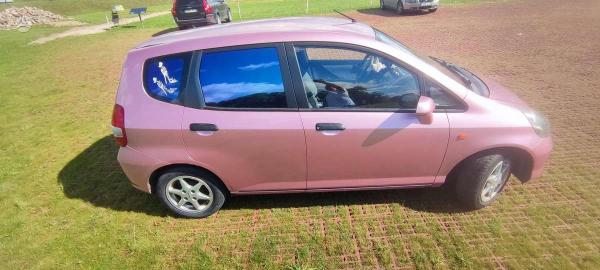 Honda Jazz 2002 in Kaunas, with an engine capacity of 1.34 L and mileage of 223 thousand km for 1990 €, photo 11 on AUTOMOTO.COM.LV