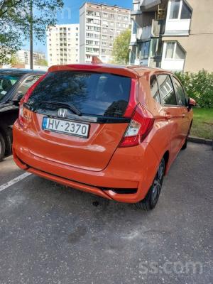 Orange Honda Jazz 2019 in Riga, with an engine capacity of 1.30 L and mileage of 8 thousand km for 2100 €, photo 3 on AUTOMOTO.COM.LV