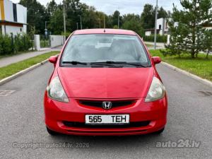 Sarkans Honda Jazz 2003 Tartu, ar dzinēja tilpumu 1.30 L un nobraukumu 98 tūkst. km par 999 €, foto 3 vietnē AUTOMOTO.COM.LV