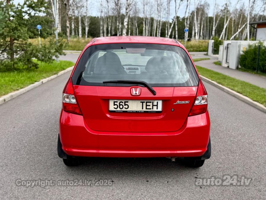 Sarkans Honda Jazz 2003 Tartu, ar dzinēja tilpumu 1.30 L un nobraukumu 98 tūkst. km par 999 €, foto 6 vietnē AUTOMOTO.COM.LV