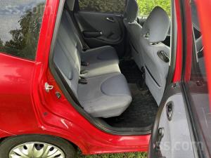 Красный Хонда Джаз 2004 в Рига, объемом двигателя 1.30 л и пробегом 233 тыс. км за 1550 €, фото 13 на AUTOMOTO.COM.LV