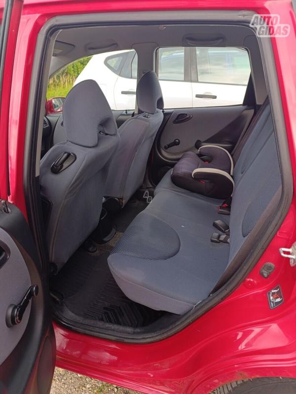 Sarkans Honda Jazz 2005 Radviliškis, ar dzinēja tilpumu 1.20 L un nobraukumu 227 tūkst. km par 750 €, foto 10 vietnē AUTOMOTO.COM.LV