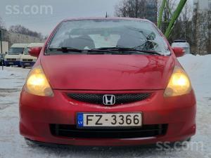 Red Honda Jazz 2006 in Riga, with an engine capacity of 1.40 L and mileage of 0 thousand km for 830 €, photo  on AUTOMOTO.COM.LV